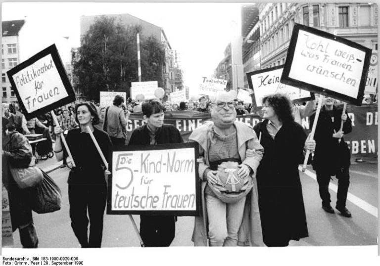 Reproduktive Selbstbestimmung und Frauenbewegung in der DDR – Centro ...